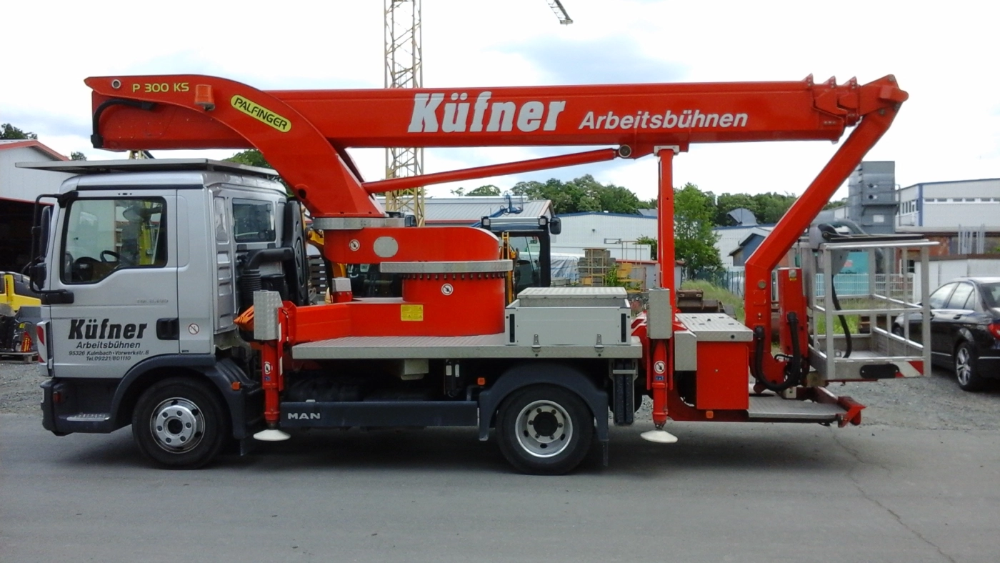 Palfinger LKW-Arbeitsbühne P300 KS - Küfner Arbeitsbühnen